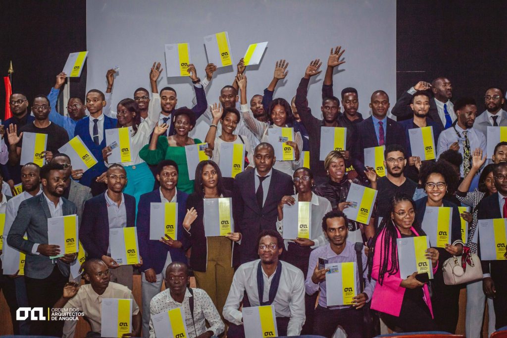 A Ordem dos Arquitectos de Angola procedeu com o VI Exame de Admissão ...